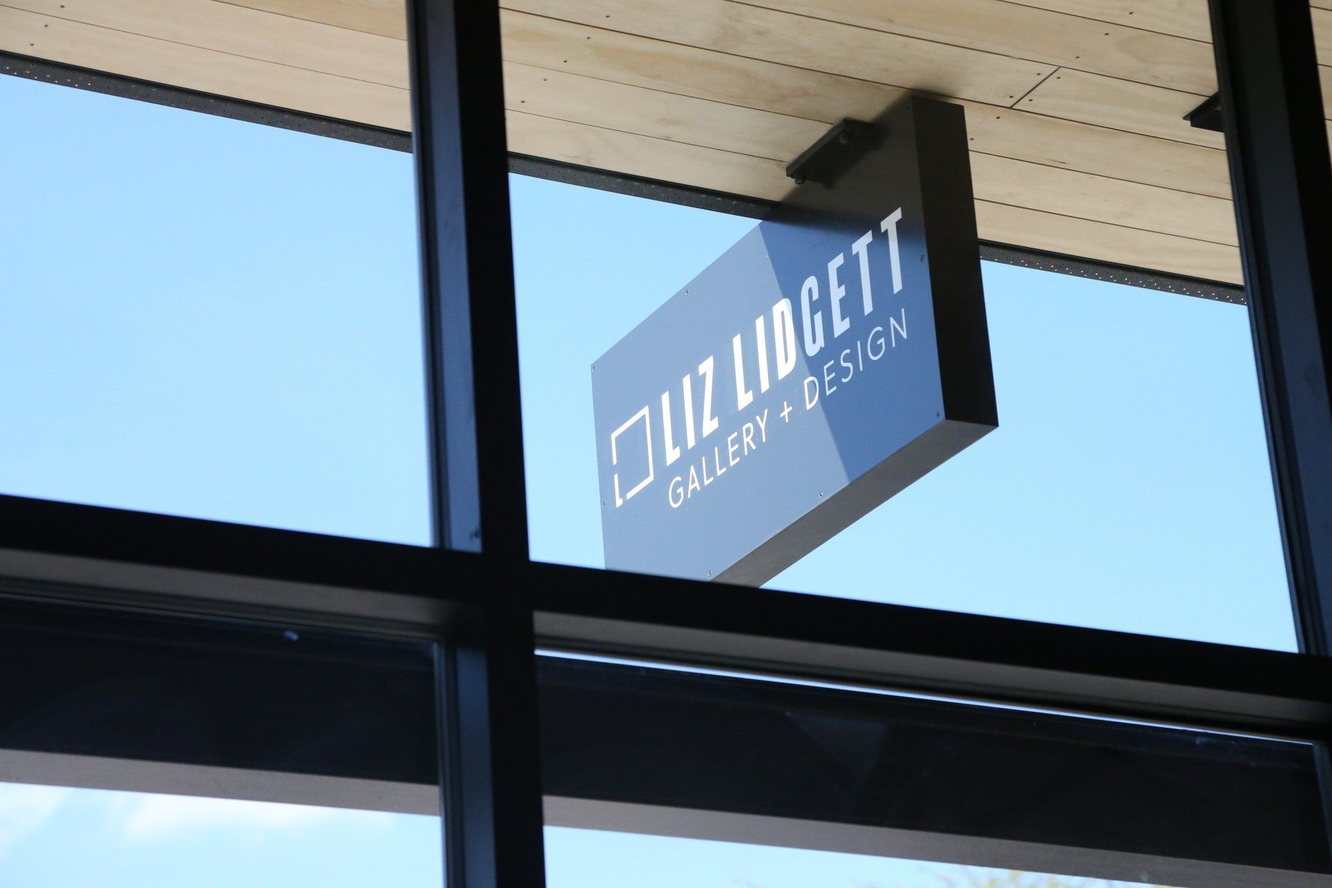 About | Liz Lidgett Gallery and Design