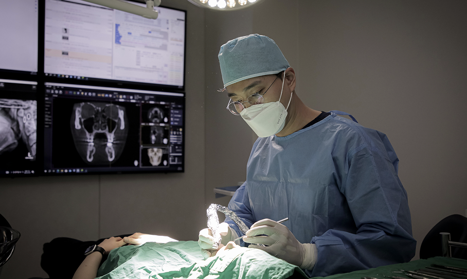 Dental Implant Recovery Timeline Explained