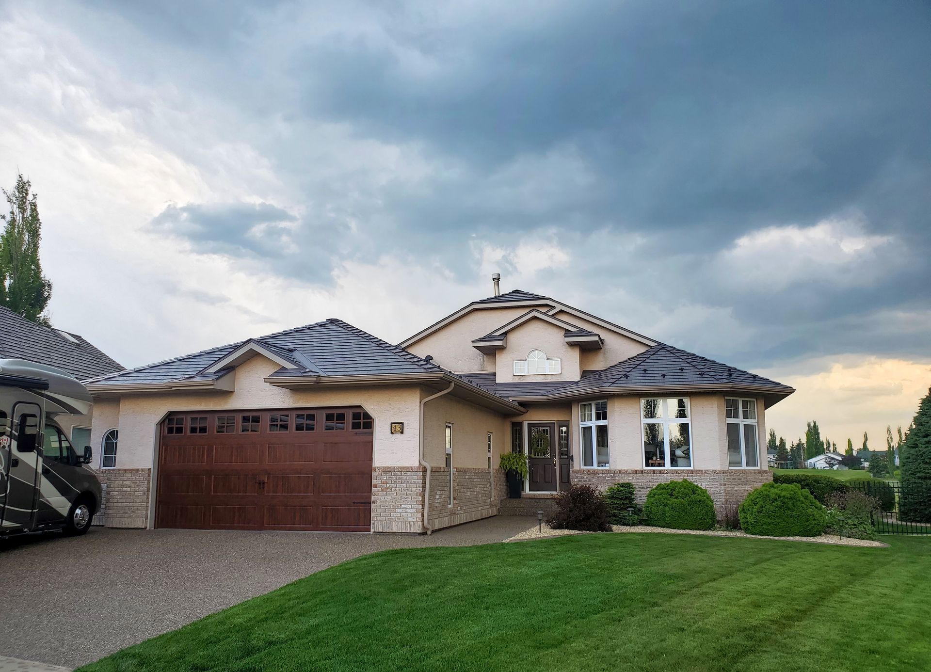 Red Deer, AB 🇨🇦 — 15 years, 4 months old Interlock® Lifetime Metal ...