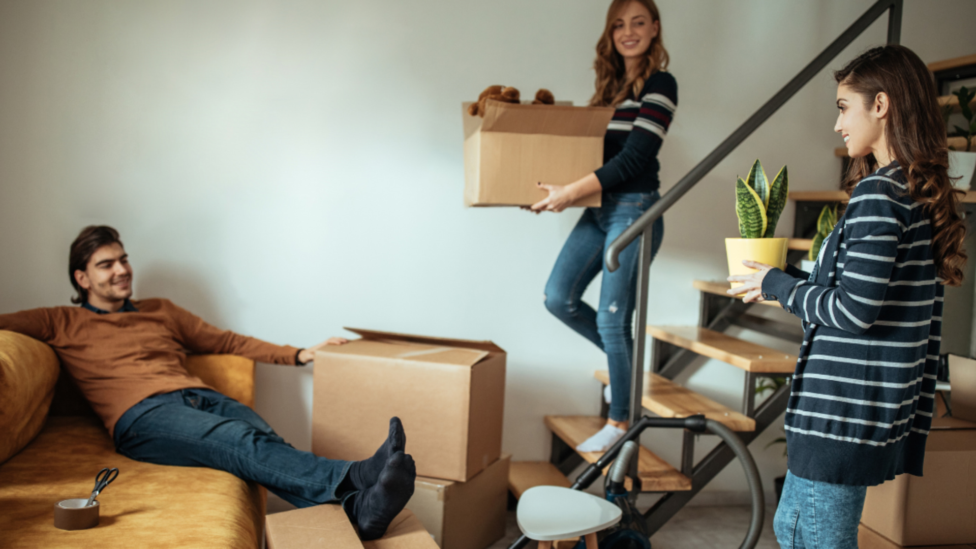 Moving Checklist: How Storage Units Make Relocation Easier
