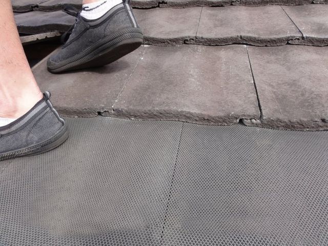 DIY Installation Guide: Tiled Roofs | All-Flow Gutter Mesh