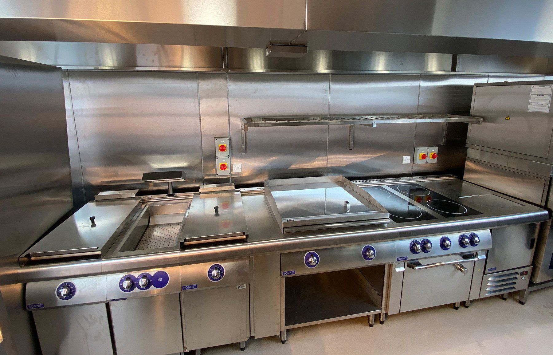 BCS Solutions | Kitchen Deep Clean