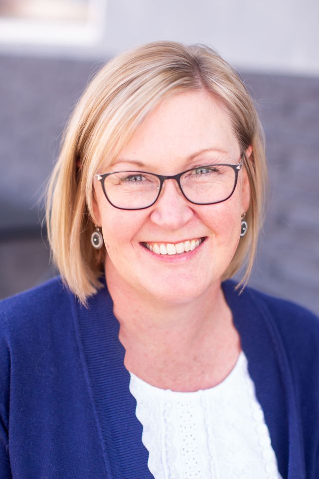 Michelle Cole's Instagram, Twitter & Facebook on IDCrawl