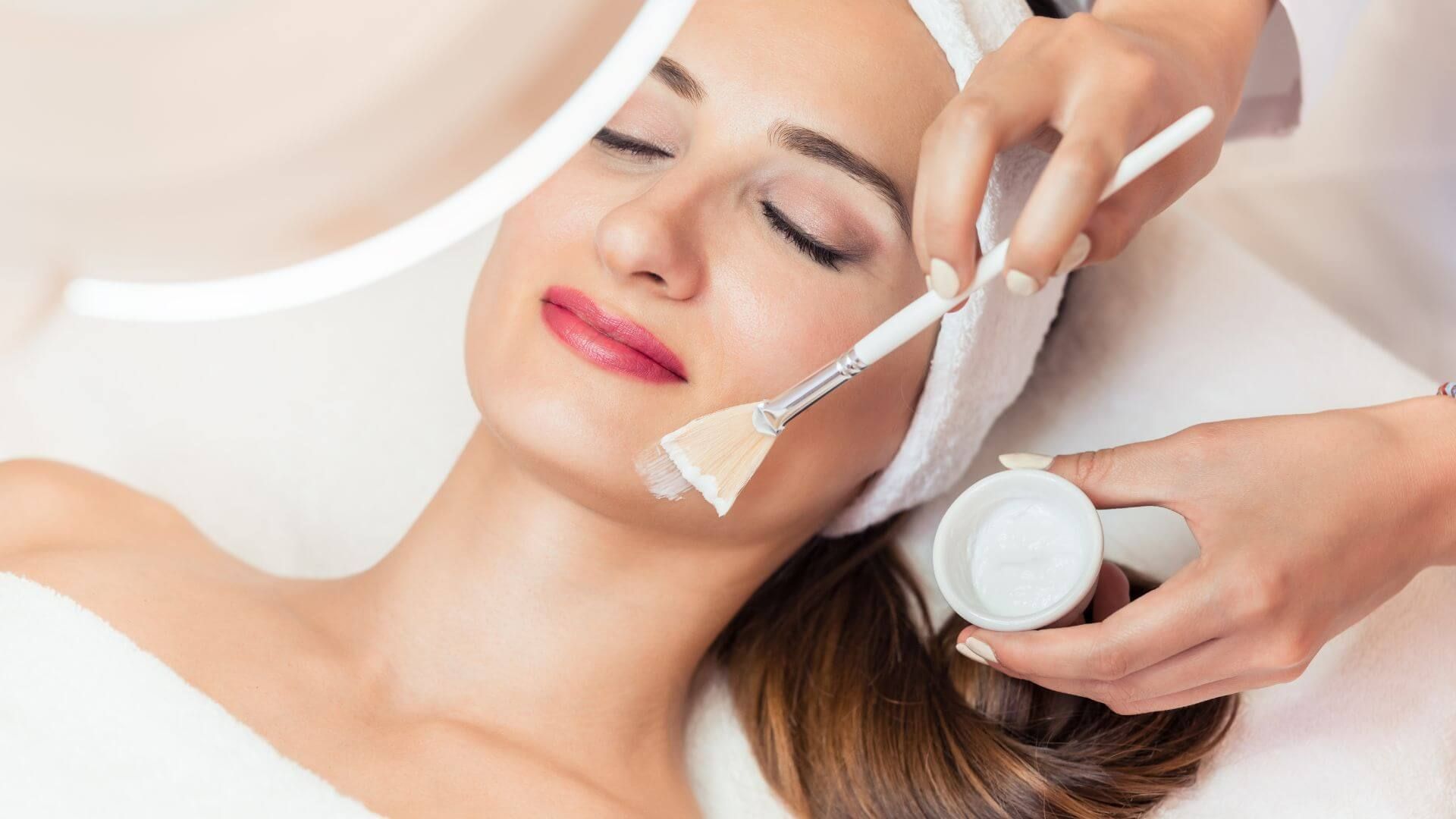 The Art of Relaxation: A Day in the Life at a Luxury Facial Center