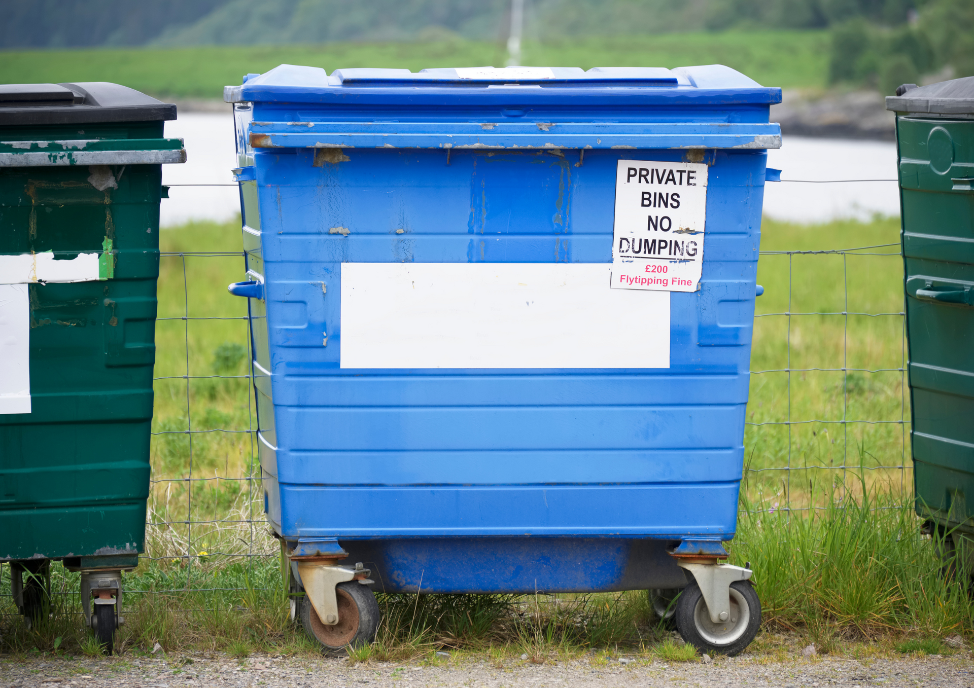 Same Day Skip Hire vs Standard Skip Hire: Which One Do You Need?