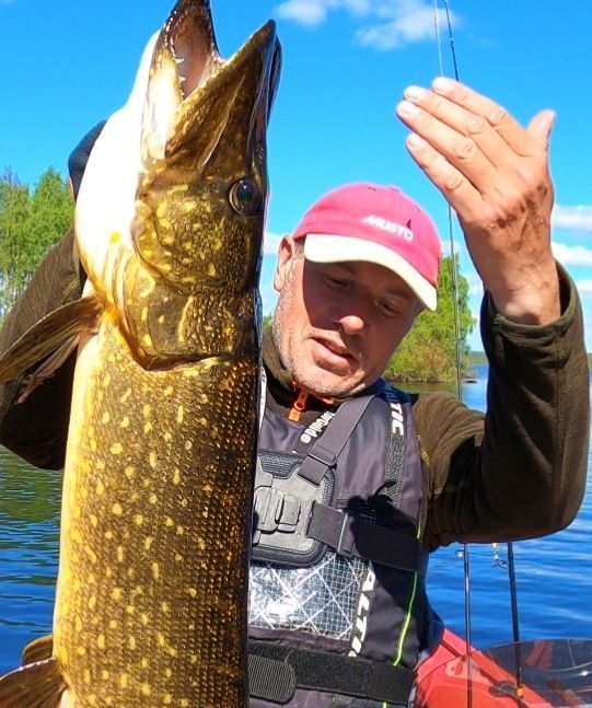 Spring Pike Fishing in Finland from €680