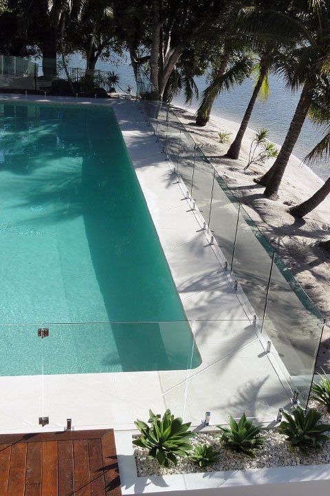 Aluminum Slat Screens Pool Fencing Gold Coast | Crystal Glassbuild