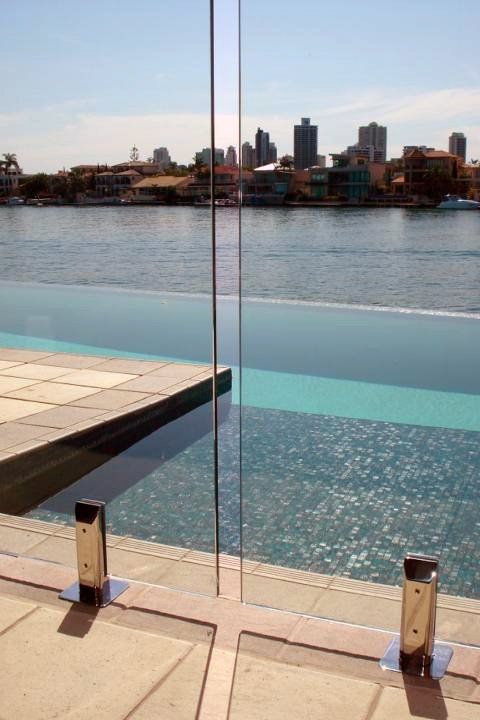 Frameless Glass Pool Fencing Gold Coast | Crystal Glassbuild