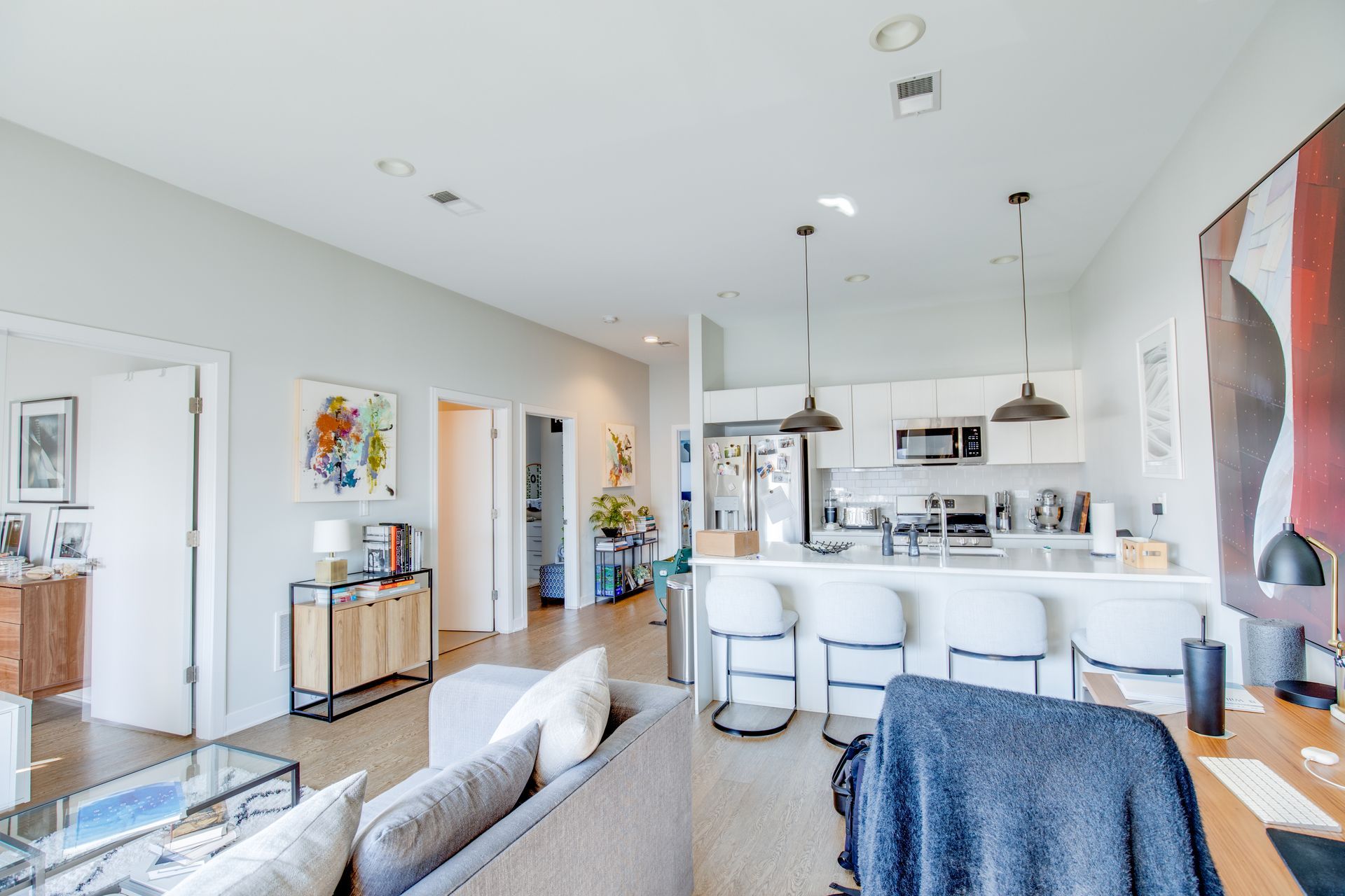 Dwelle Properties | Apartments for Rent in Chicago, IL