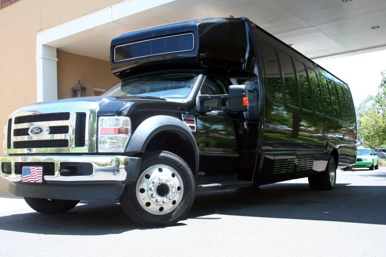 Limo Service Albuquerque NM | Party Bus Limousine Rental Santa Fe NM