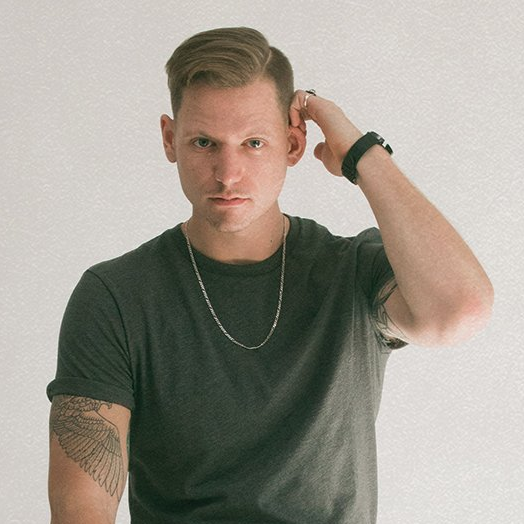 PLUG IN with singer-songwriter Will Rose