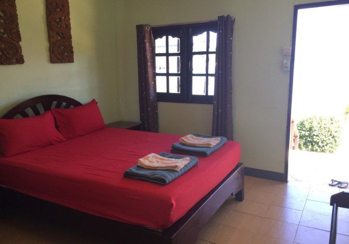 Rooms | Cliff Cottage in Bang Bao, Koh Chang