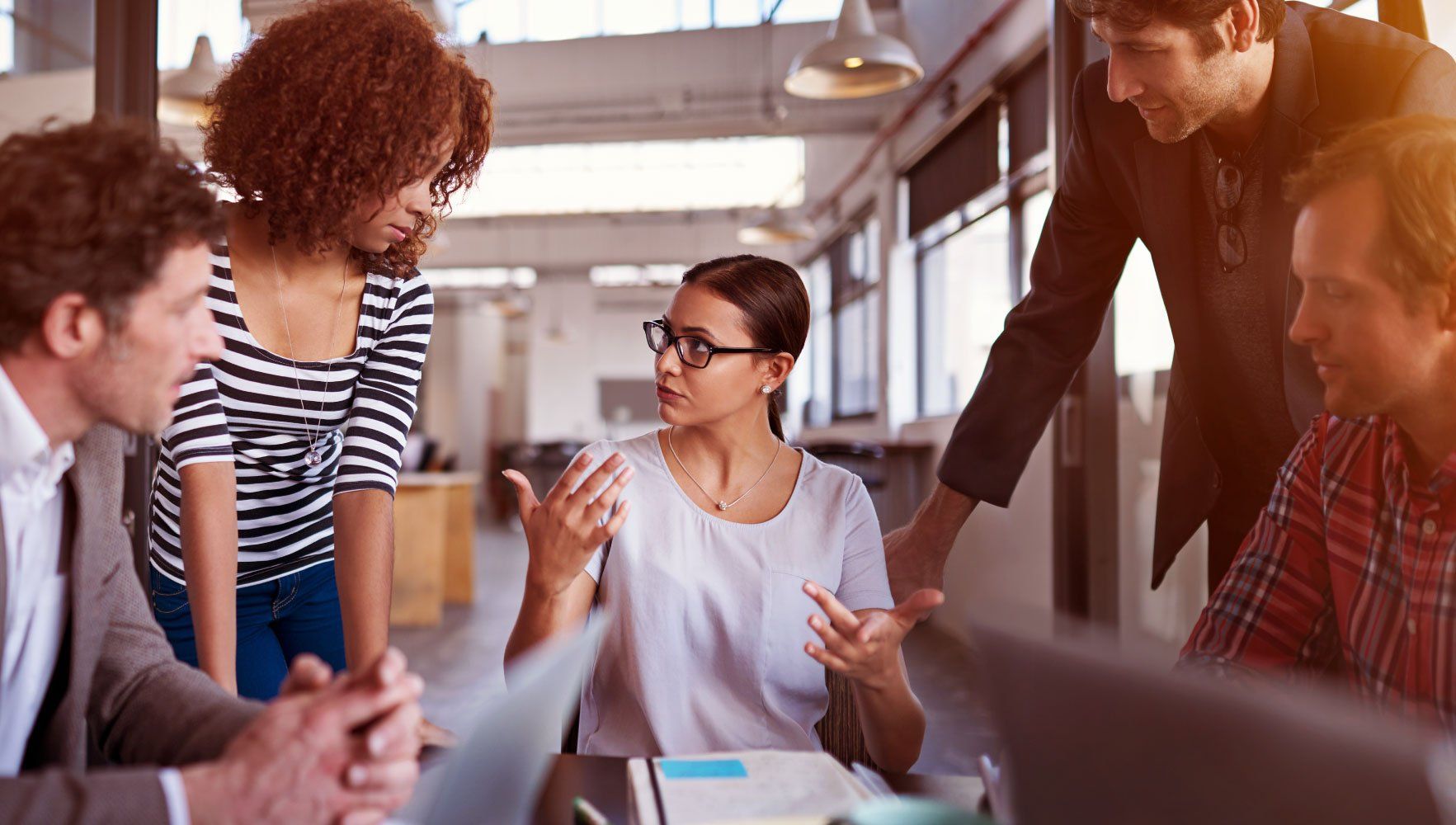 Como funciona o processo de Venture Building para corporações?