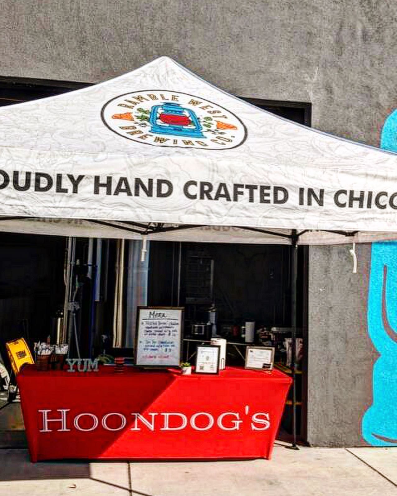 Food | Enjoy a beer & local food at Ramble West Brewing