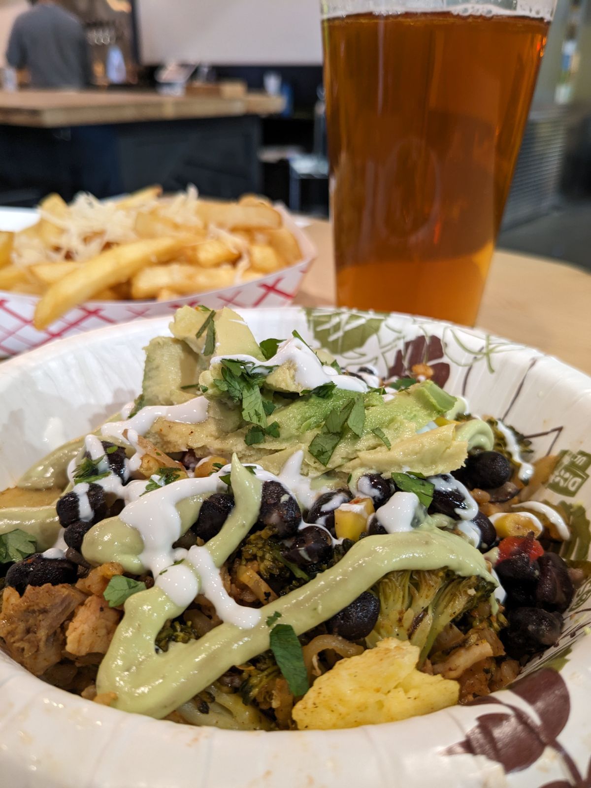 Food | Enjoy a beer & local food at Ramble West Brewing