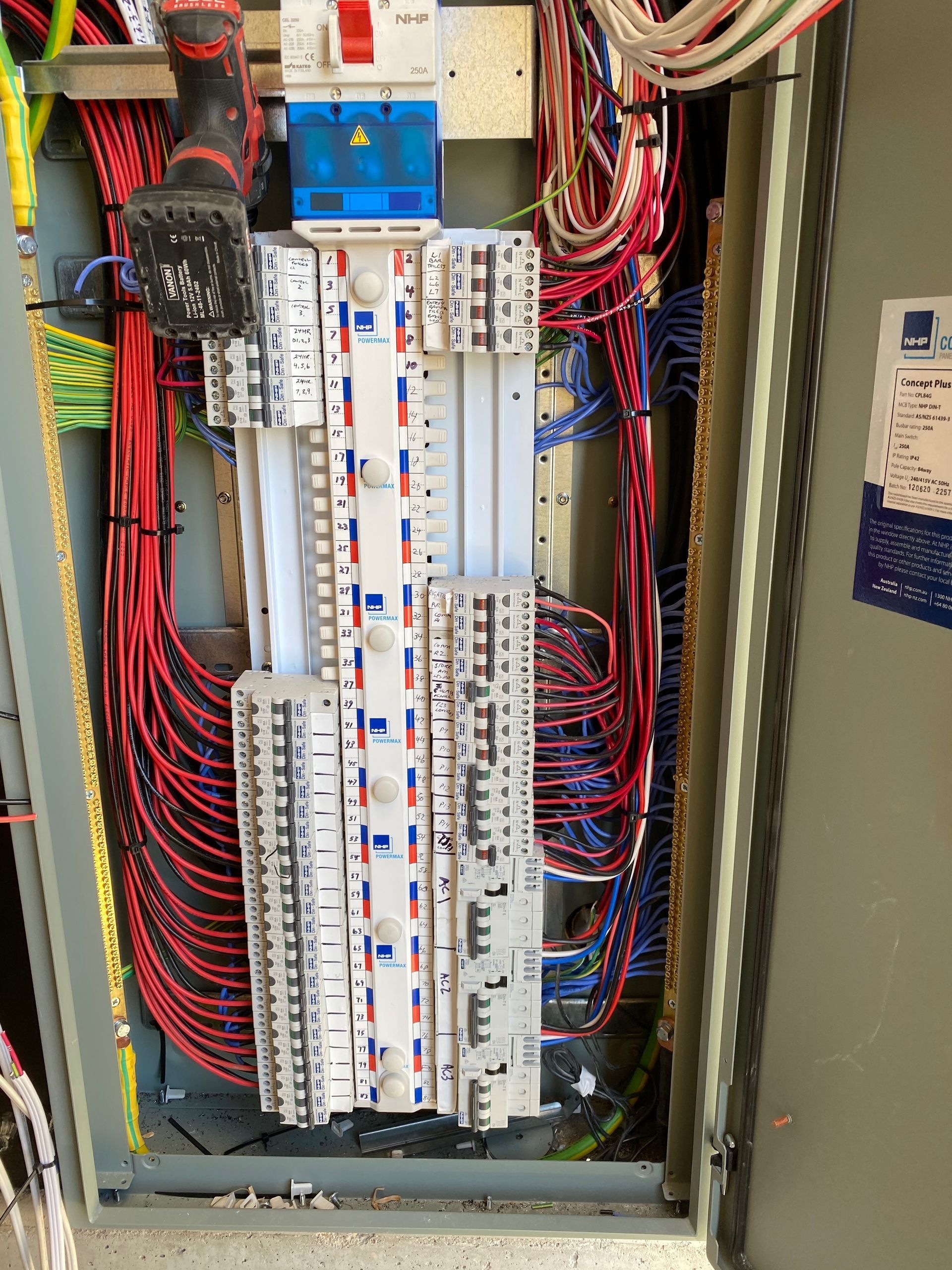 Des Mullins electrical