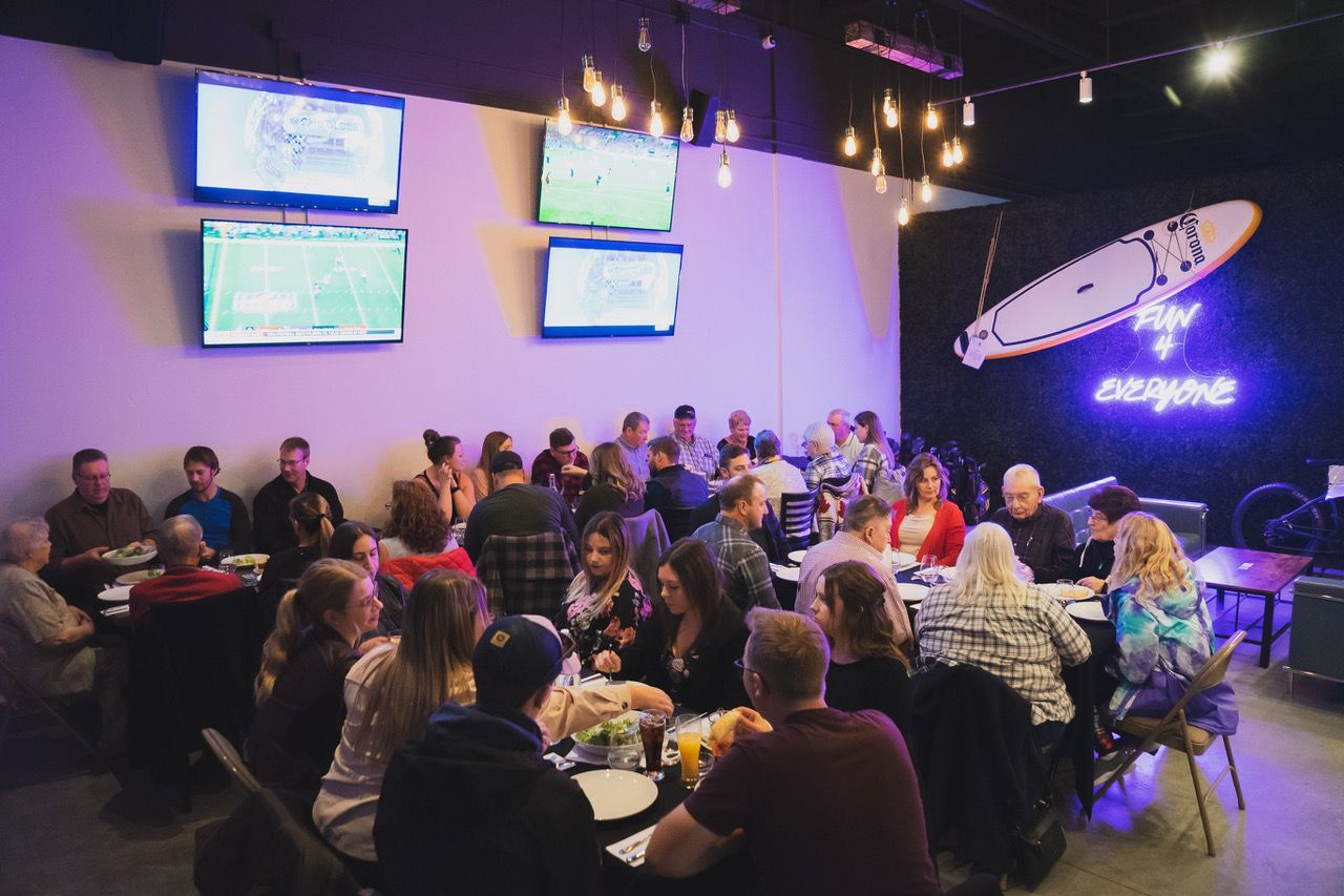 CanGOLF | Indoor Entertainment, Canmore Restaurant