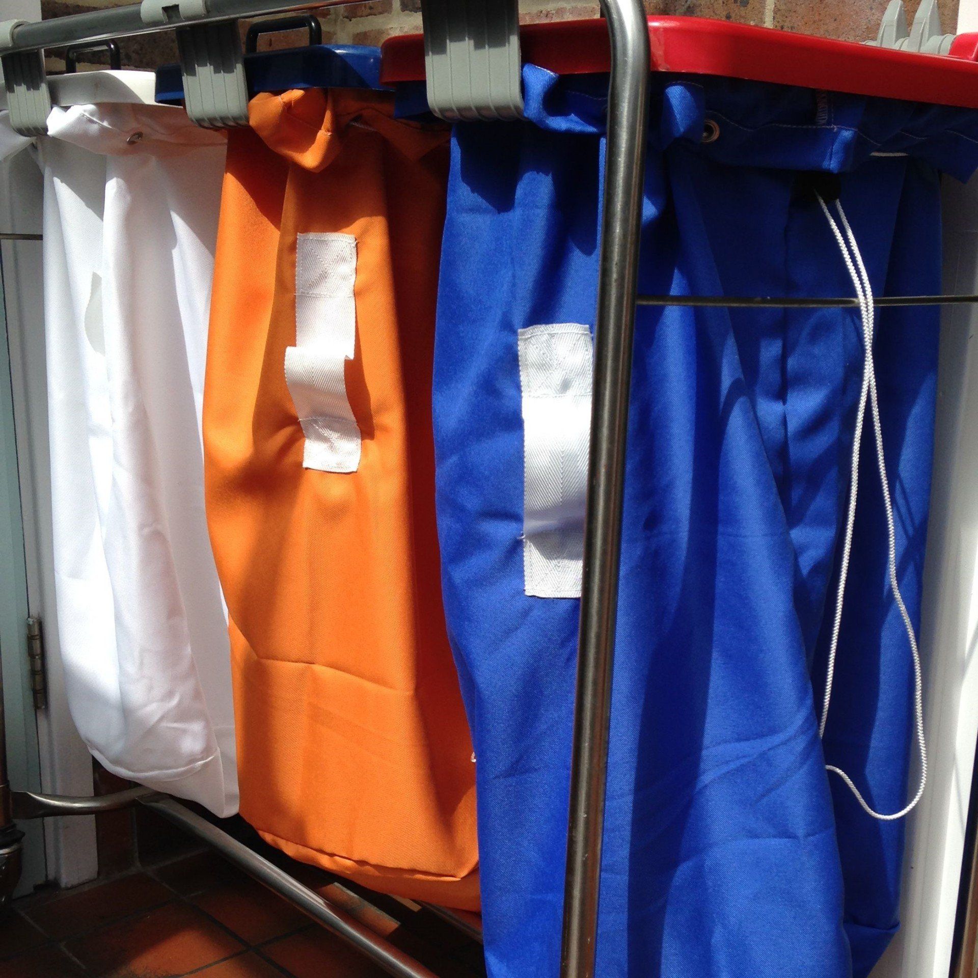 COMMERCIAL GRADE LAUNDRY BAGS