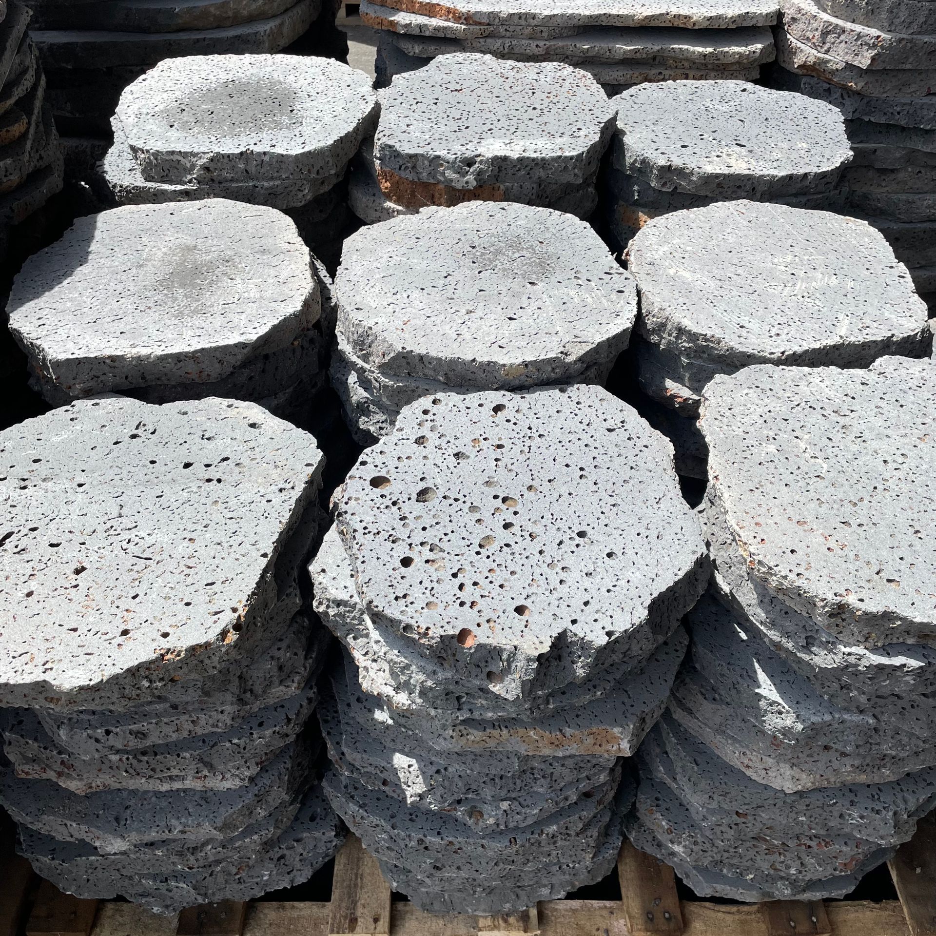 Bella Pietra Kona | Quality Flooring | Counter Tops