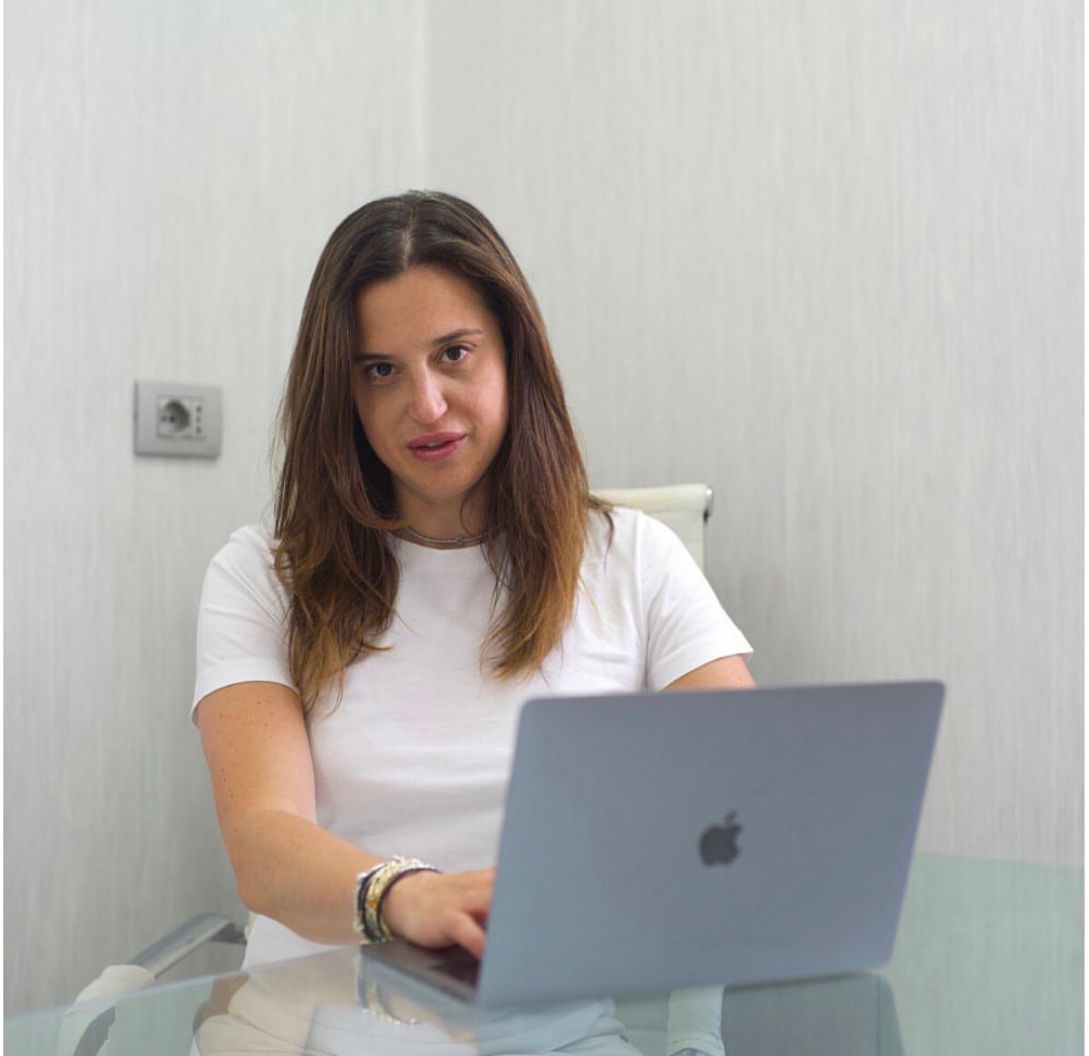 "Da donna a donna" - di Ornella Manzi -Ecco Ines Mordente