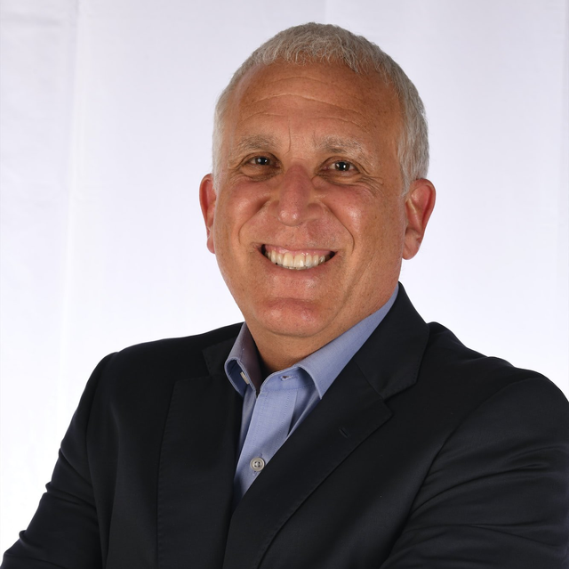 Andrew Braden's Instagram, Twitter & Facebook on IDCrawl