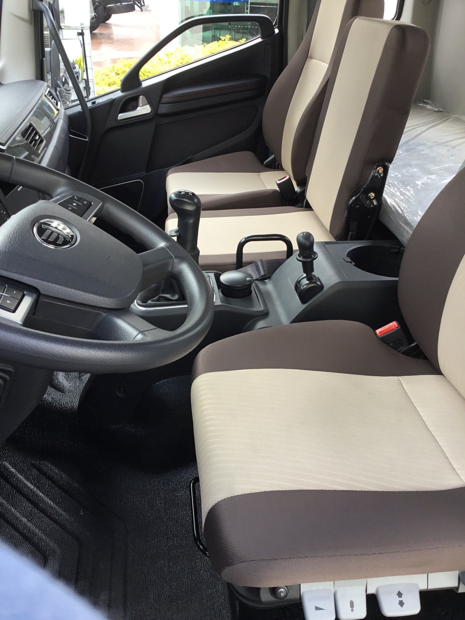 Camión mediano JK6 12T | FAW Trucks CMM