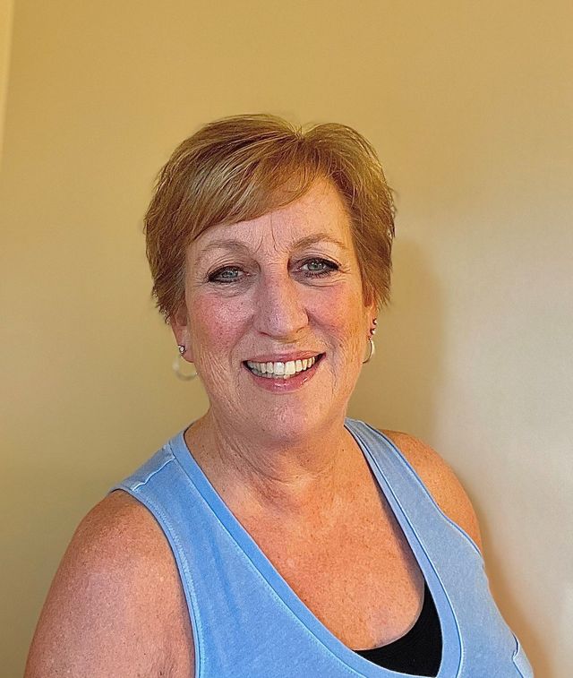 Amber Lapointe's Instagram, Twitter & Facebook on IDCrawl