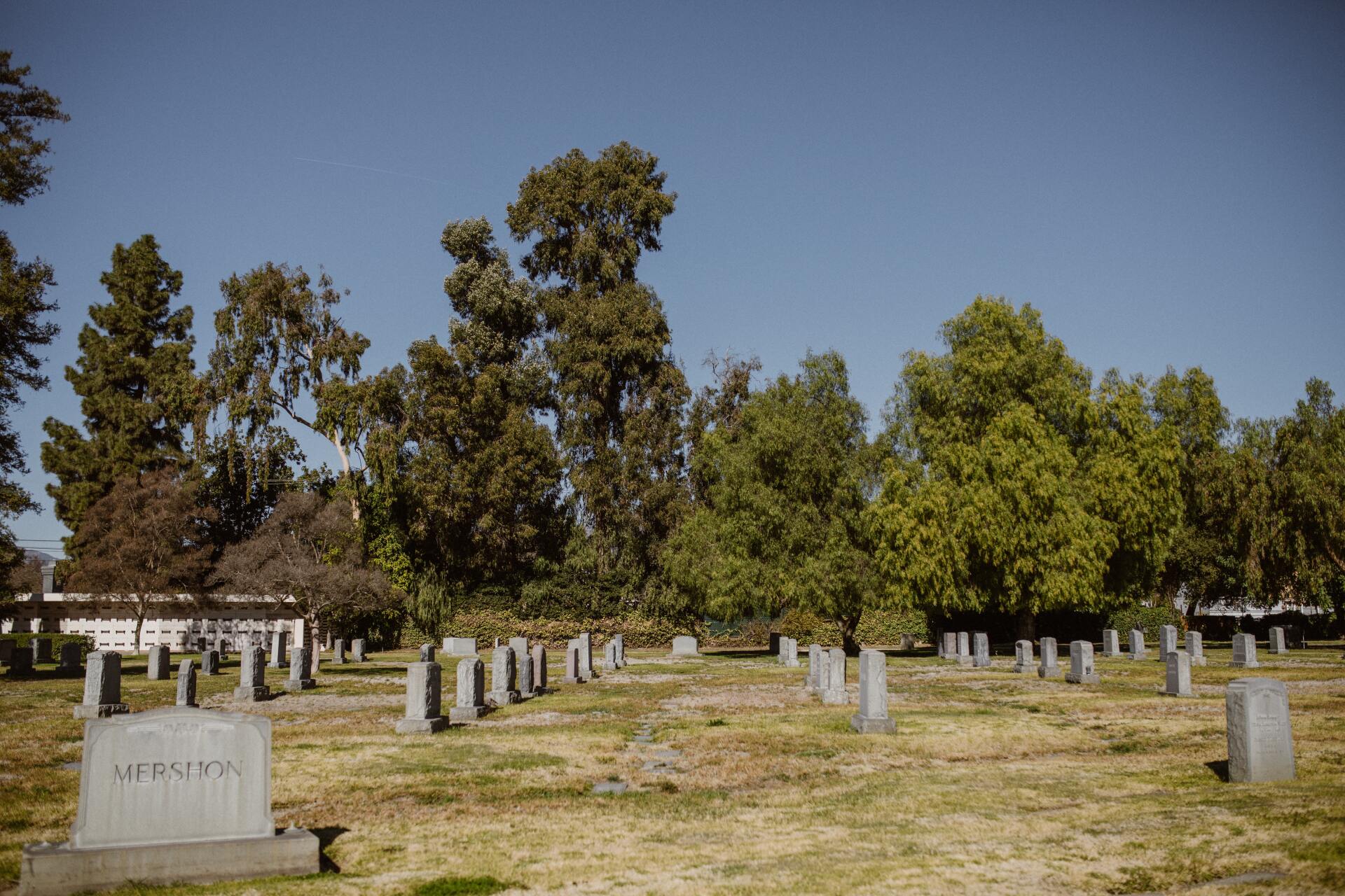 Why Choose An Interactive Headstone From Funeral Homes