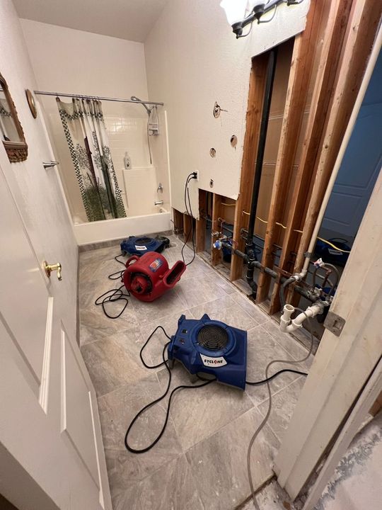 Restoration, Mold, Plumbing & Janitorial Services | Master Pro ...