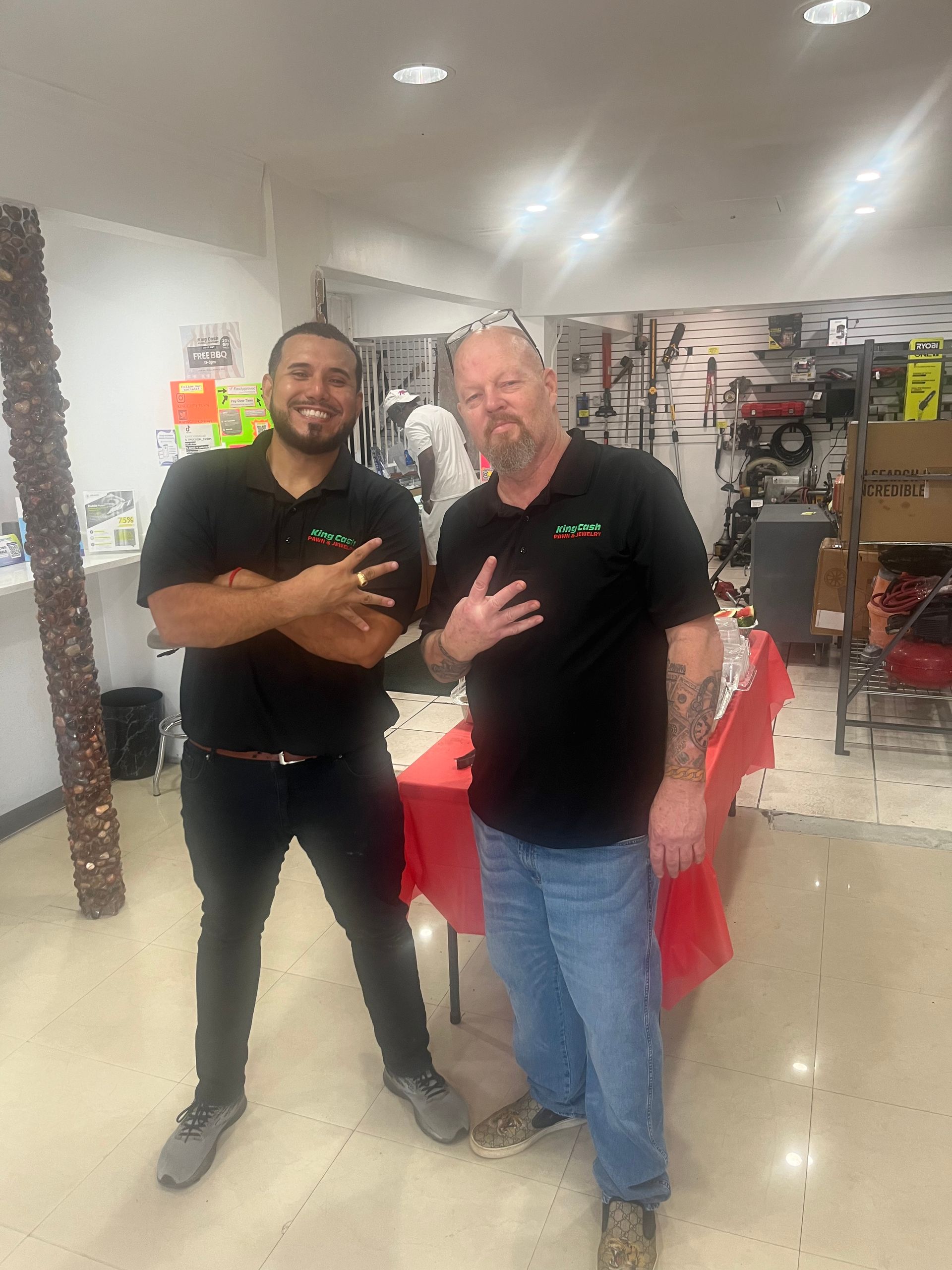 King Cash Pawn & Jewelry: The Friendliest Pawn Shops in South Florida.
