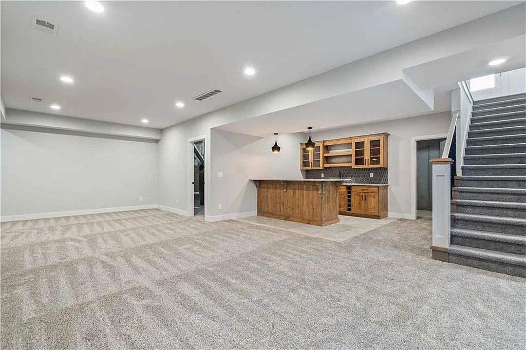 Available Custom Homes in Kansas City | Walker Custom Homes