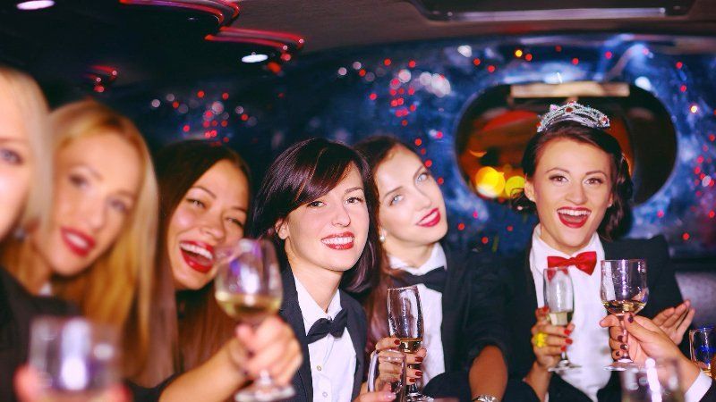 Prom Night Limo Service - Do You Need A Limousine? Read This Before Booking One