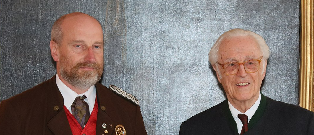 S. K. H. Herzog Franz von Bayern verleiht Protektorabzeichen