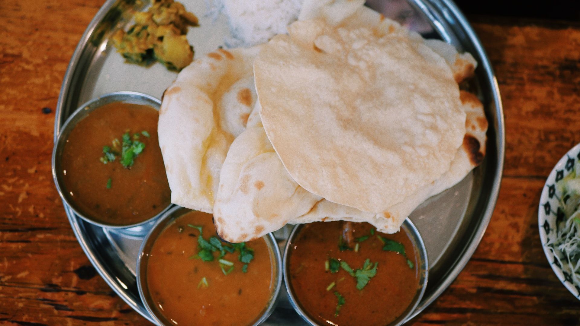 Indian Cuisine 101: History, Dishes, Drinks, and Desserts