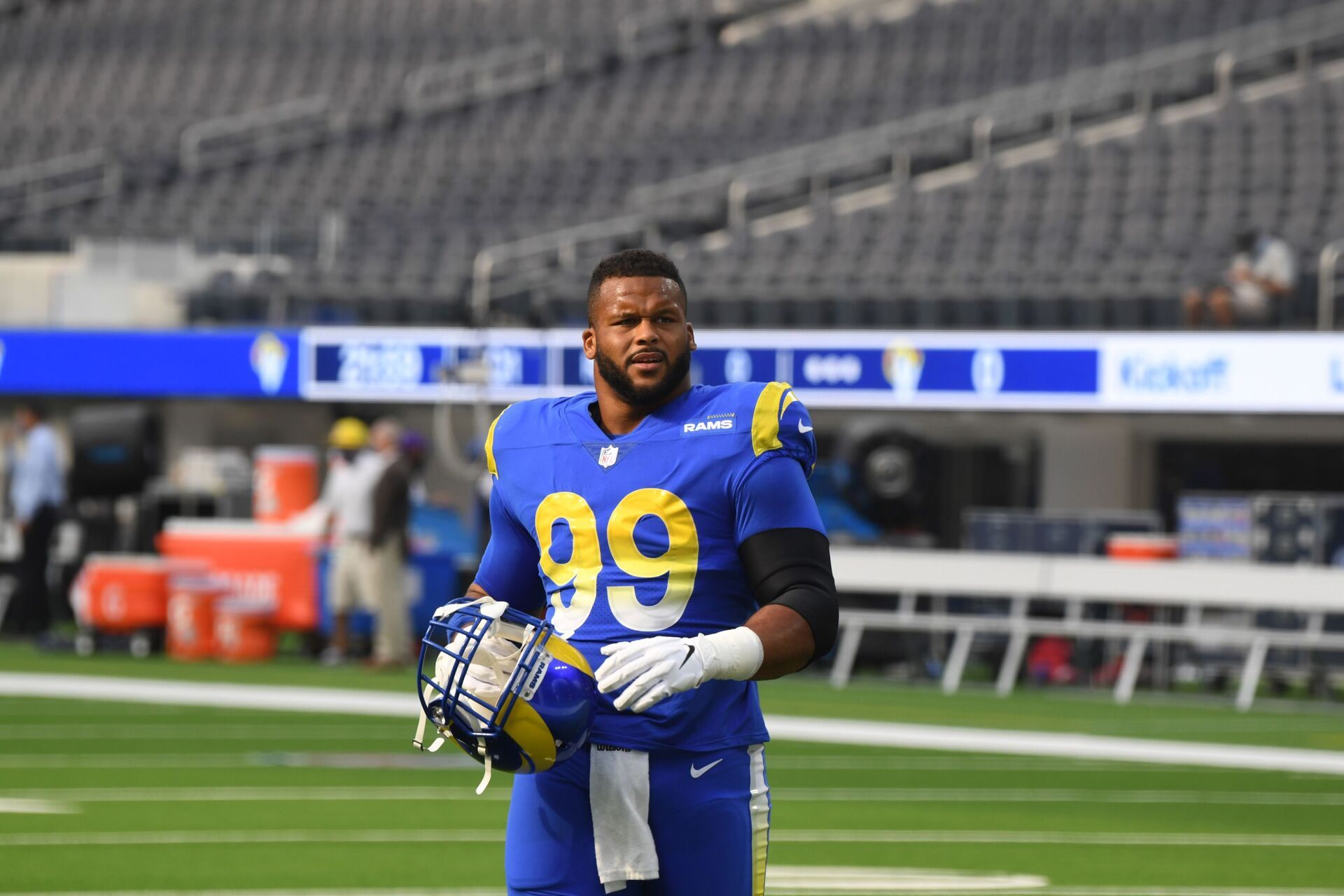 2 Nfl Teams That Are Significantly Better Than Their Record