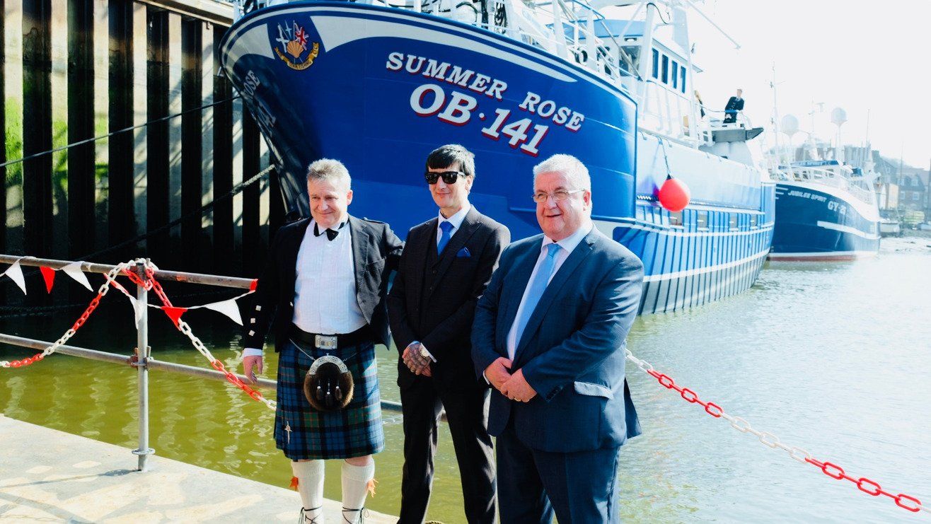 Here comes Summer Rose