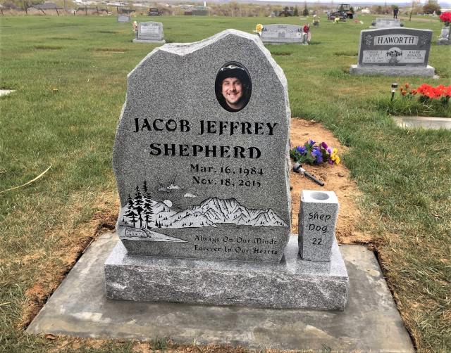 Headstone Photo Gallery | Walker Monument | Utah
