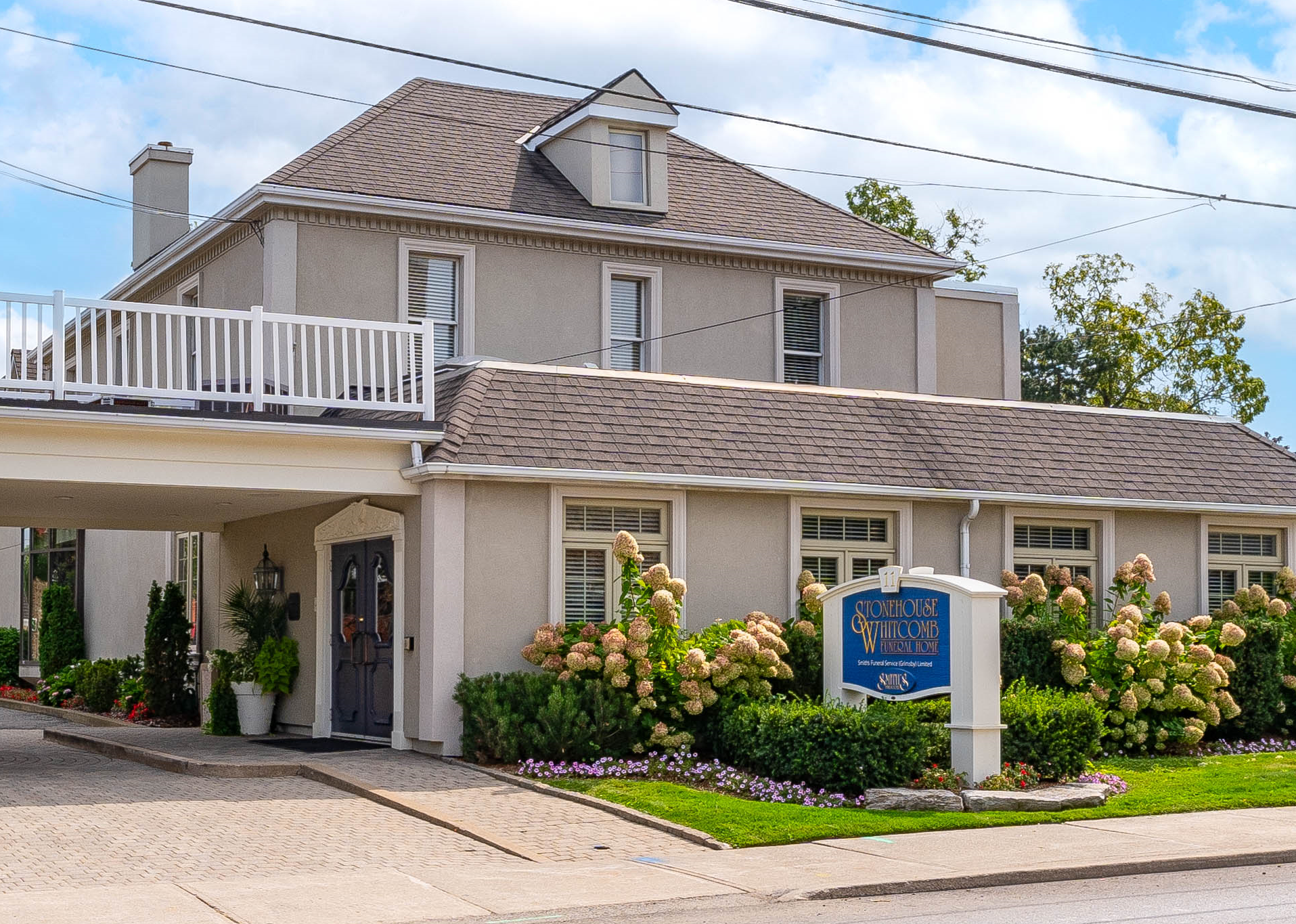 Stonehouse-Whitcomb Chapel | Smith's Funeral Homes