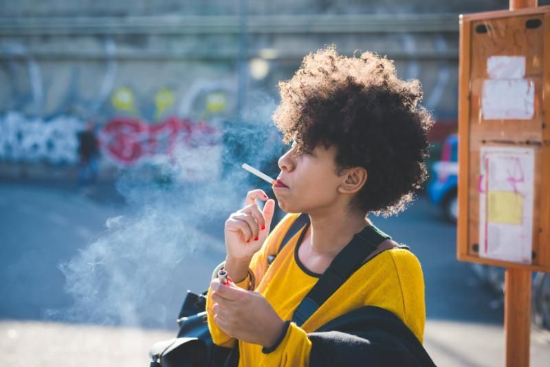Understanding the Risks: Light Smoking After Dental Implants | FL