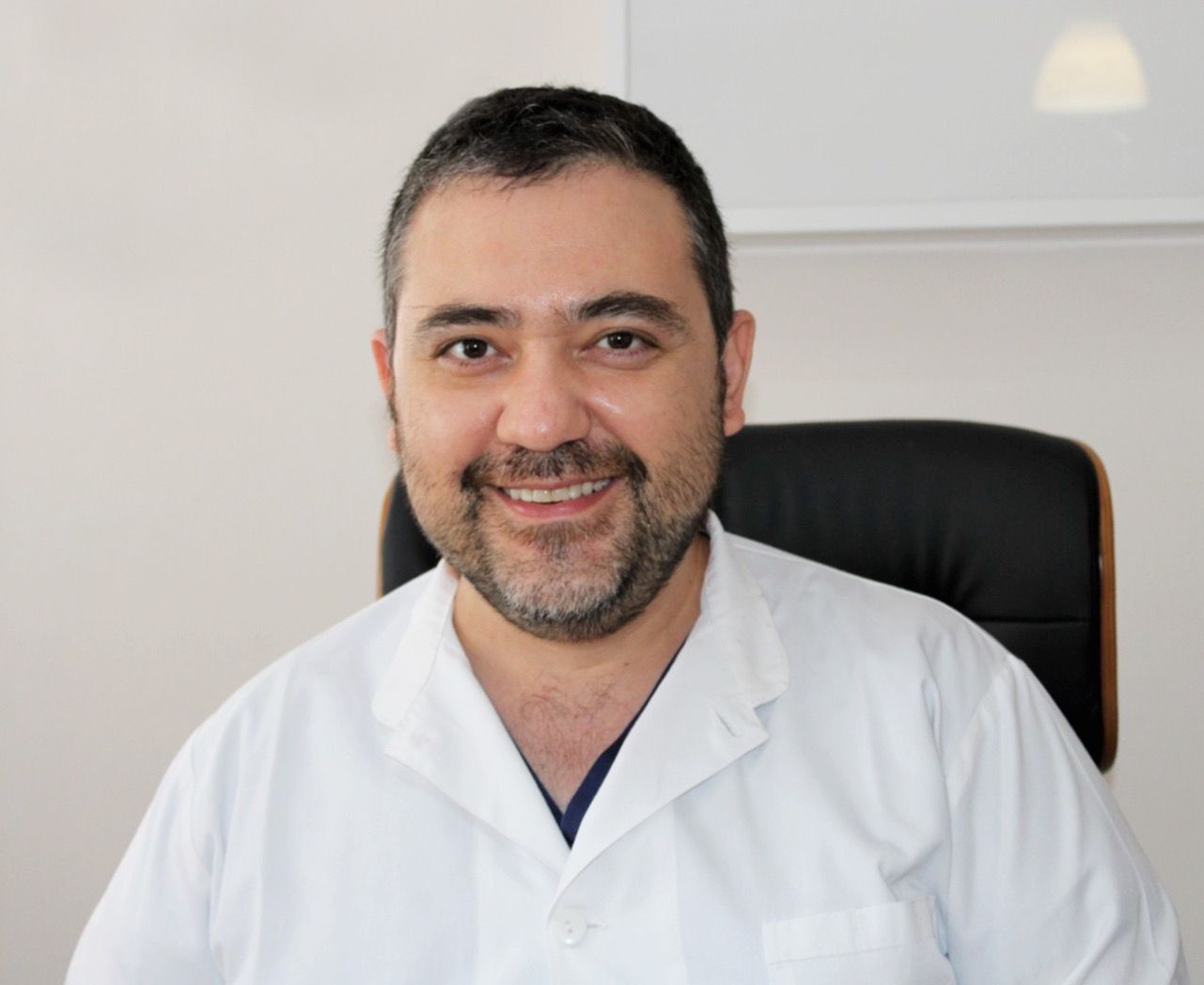 Σάββας Βασιλόπουλος Ορθοπαιδικός Χειρουργός Αθλητίατρος Αθήνα Σαλαμίνα