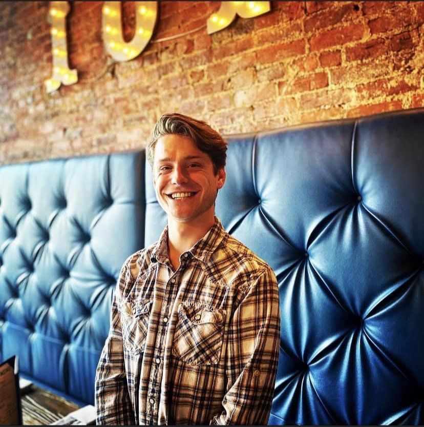 1816 Modern Kitchen & Drinks- Corydon, Indiana Southern Comfort Cusine ...