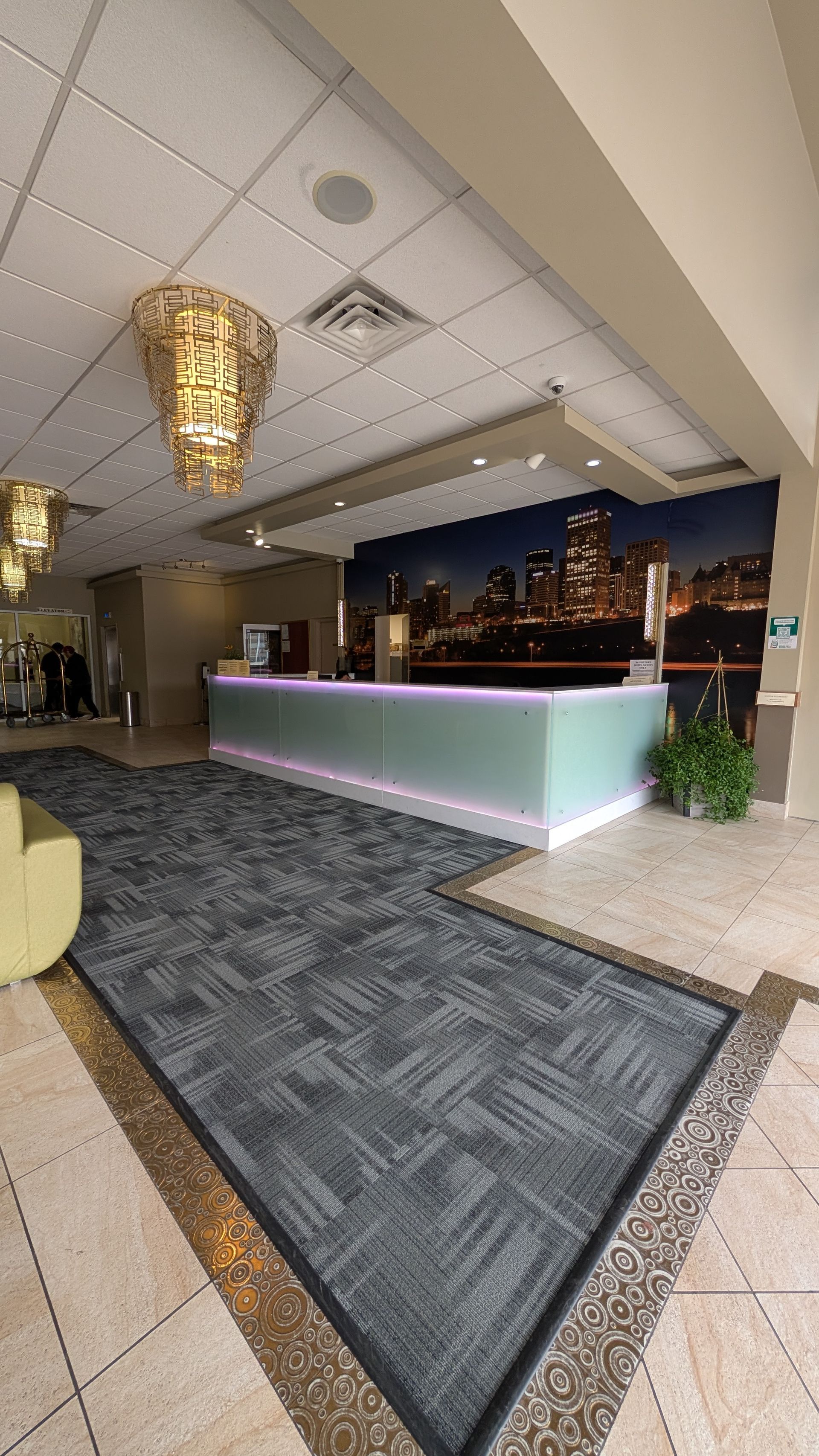 The Lodge Inn | Edmonton, Canada