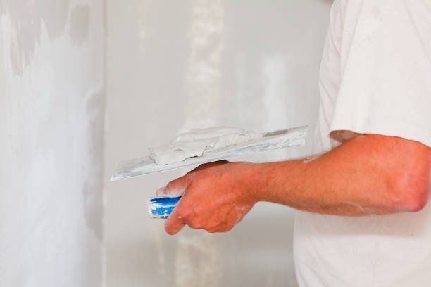 How to Skim Coat a Ceiling: A Step-by-Step Guide