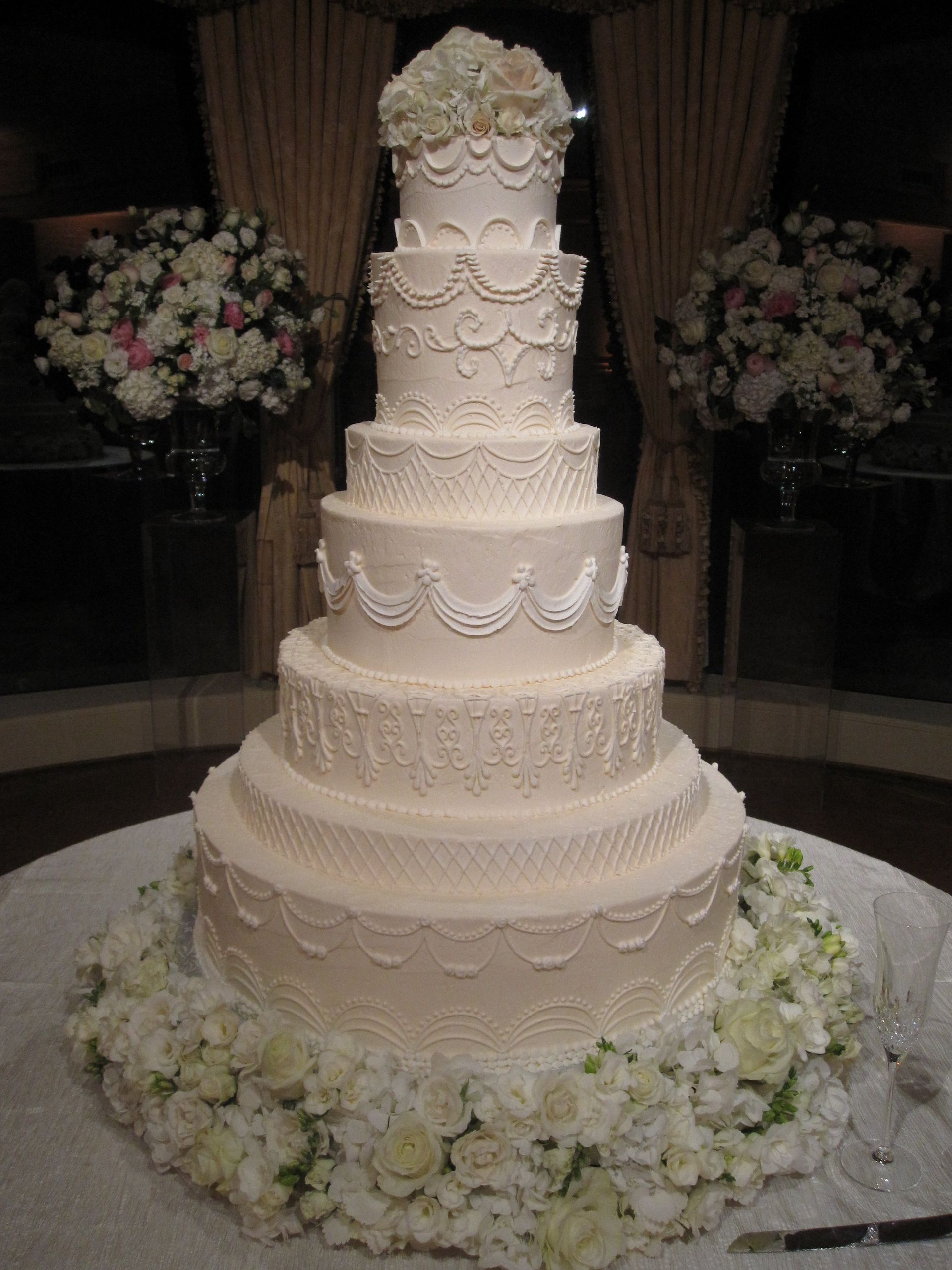 Dallas Affaires Cake Co | Dallas, TX | Wedding Cake