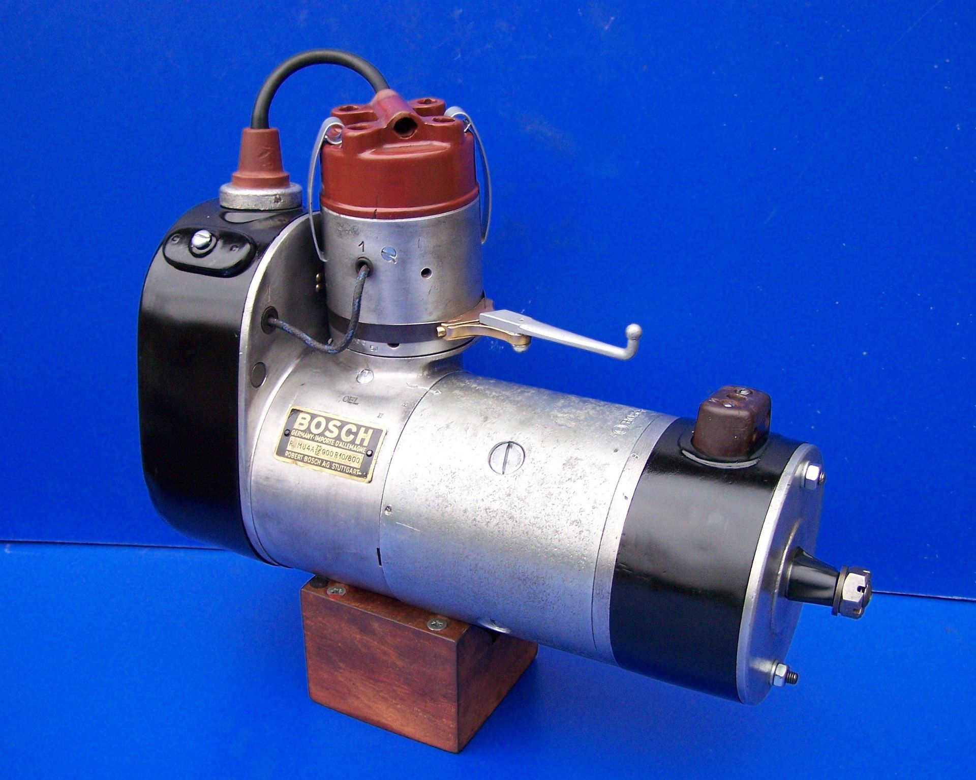 he Magneto Guys - Help identifying magdynos