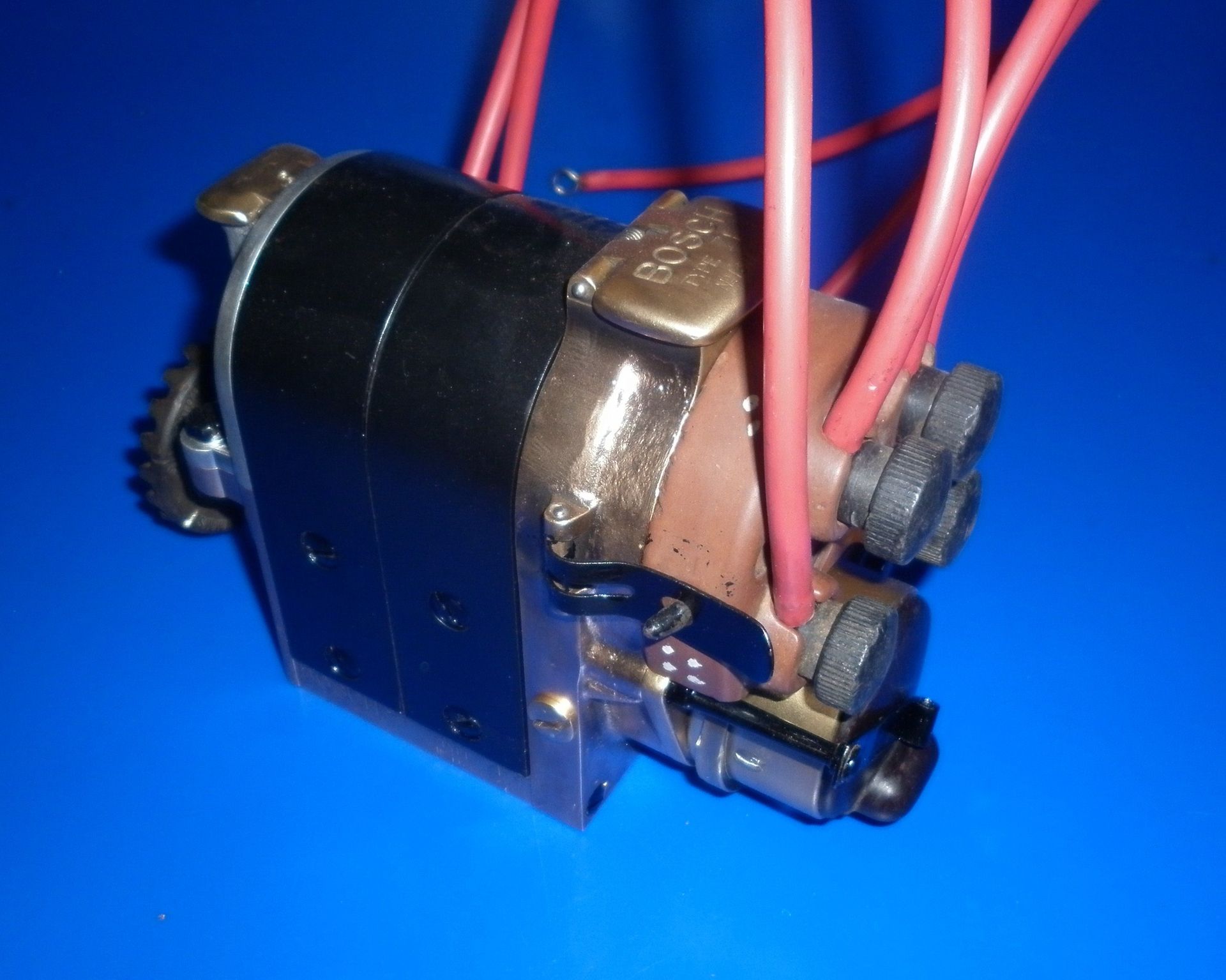 Help identifying Bosch magnetos