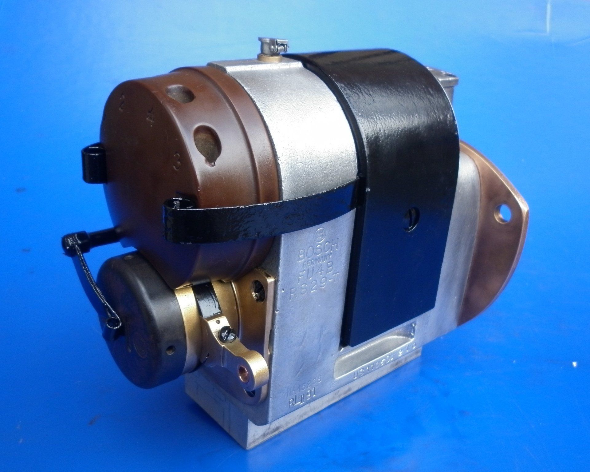 Help identifying Bosch magnetos