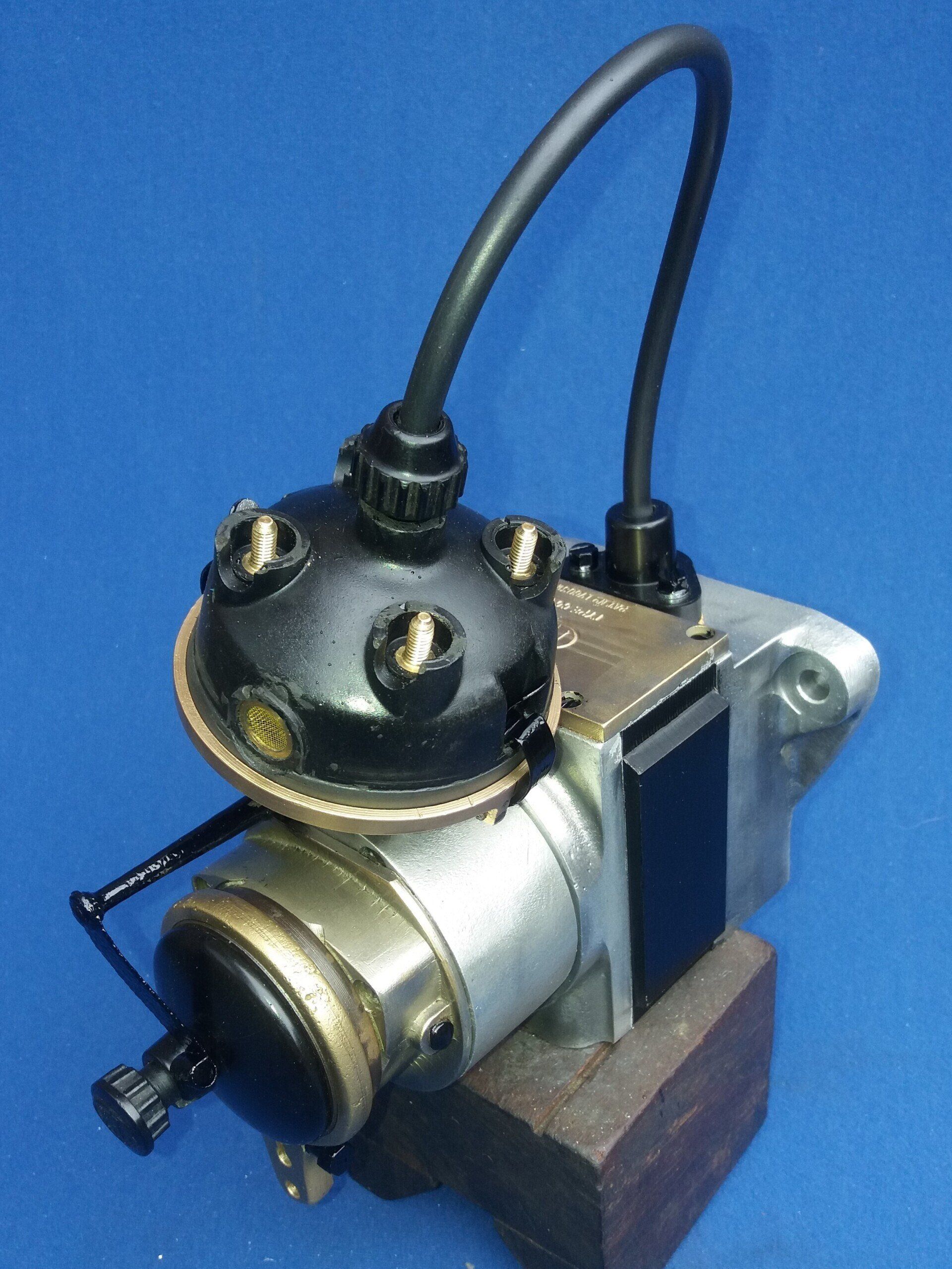 he Magneto Guys - Help identifying magnetos