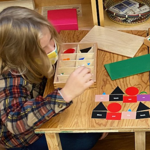 Materials Spotlight: Miniature Environment and the Grammar Boxes