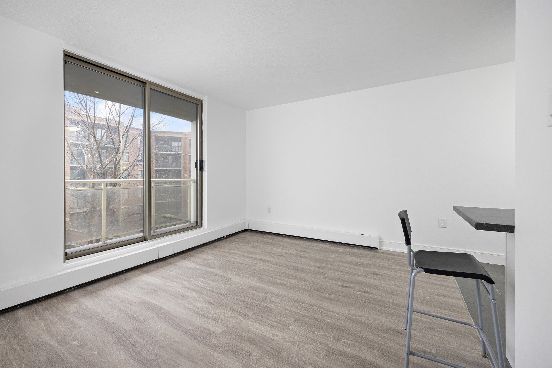 Apartment Gallery | 150 Market Street